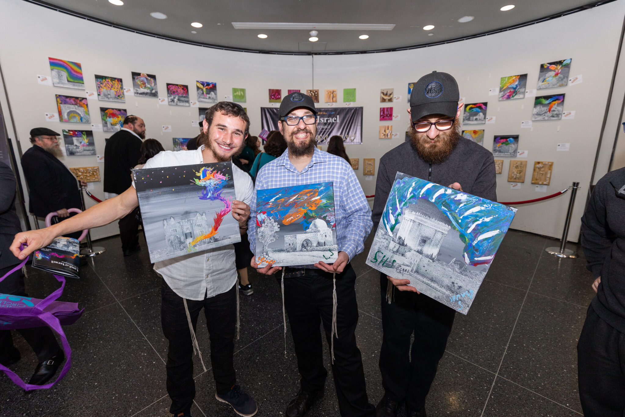 Hundreds Attend 'Art of Friendship" Gallery Event - Friendship Circle ...